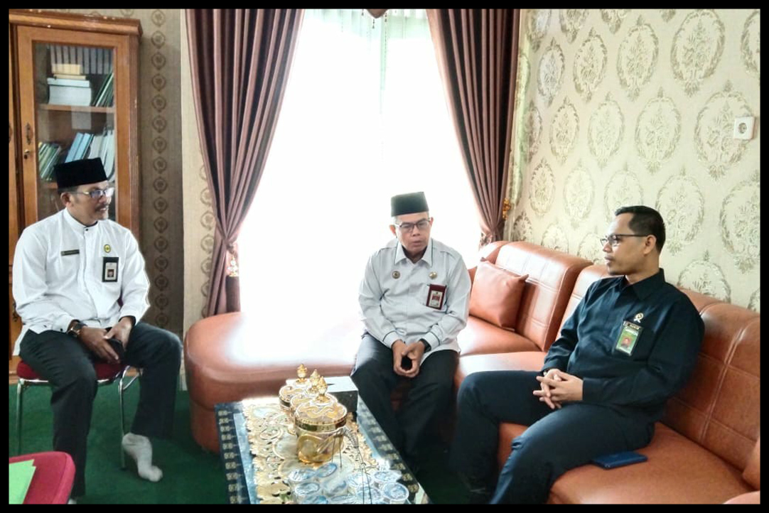 Jalin Silaturahmi, Ketua Pengadilan Agama Pangkalan Kerinci Berkunjung ke Kantor Kementrian ...